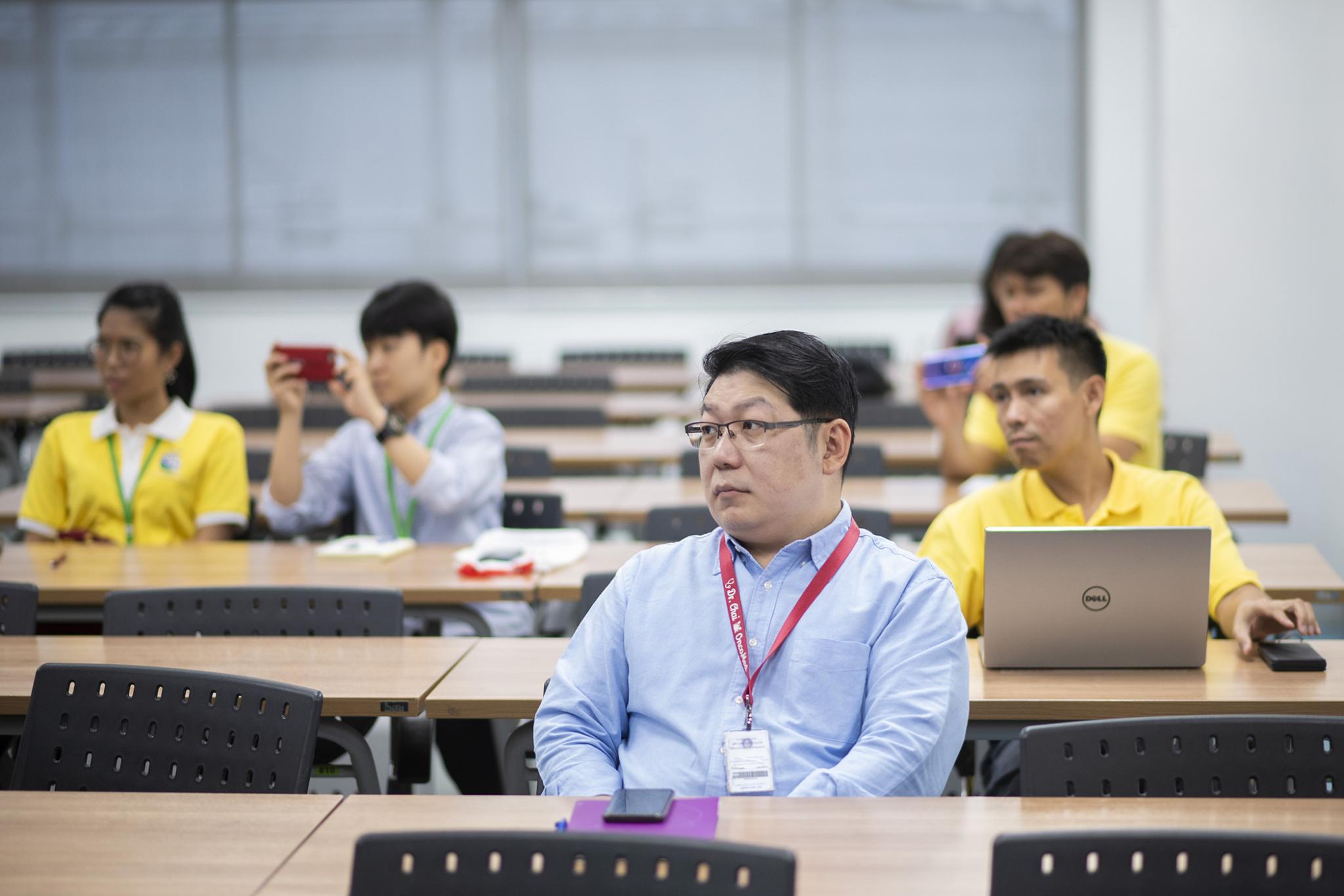 Exclusive talk series: Smart Technology กับการดูแลสุขภาพ | คณะ ...